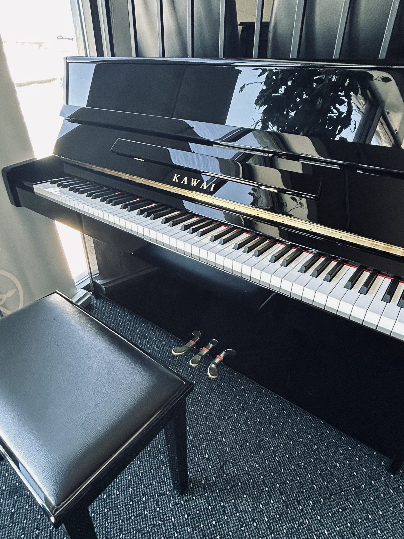 KAWAI Deluxe console piano - Ebony Polish Off-Lease & Liquidation ...